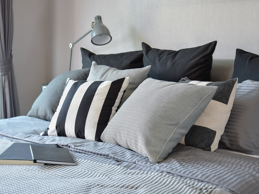 Linens/Drapery – McCoys Consign and Design