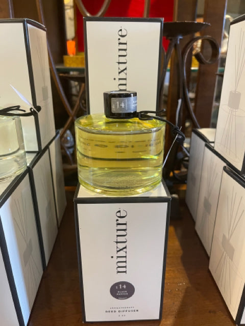 Mixture No 14 Black Pepper 8 Oz Room Diffuser – McCoys Consign and Design